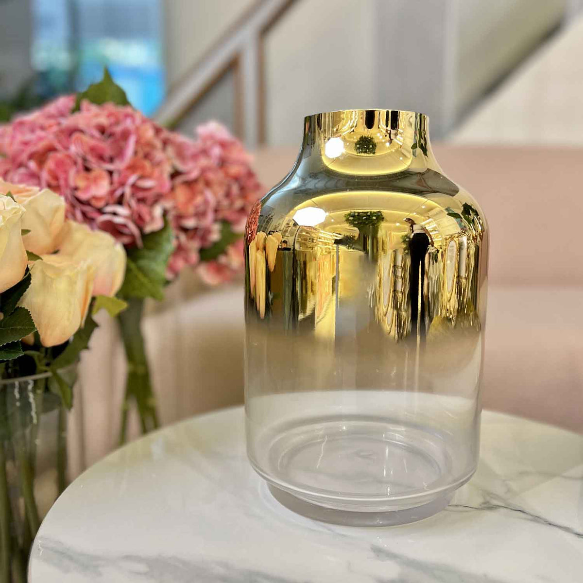 Lustrous Ombre Vase – Faaya Gifting