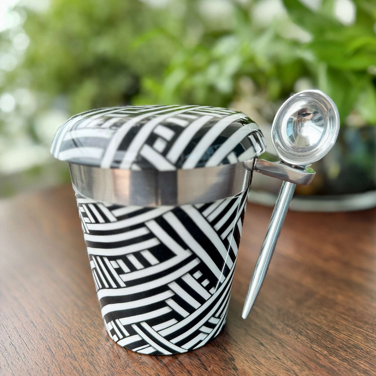 Ice Cream Server - Black and White – Faaya Gifting