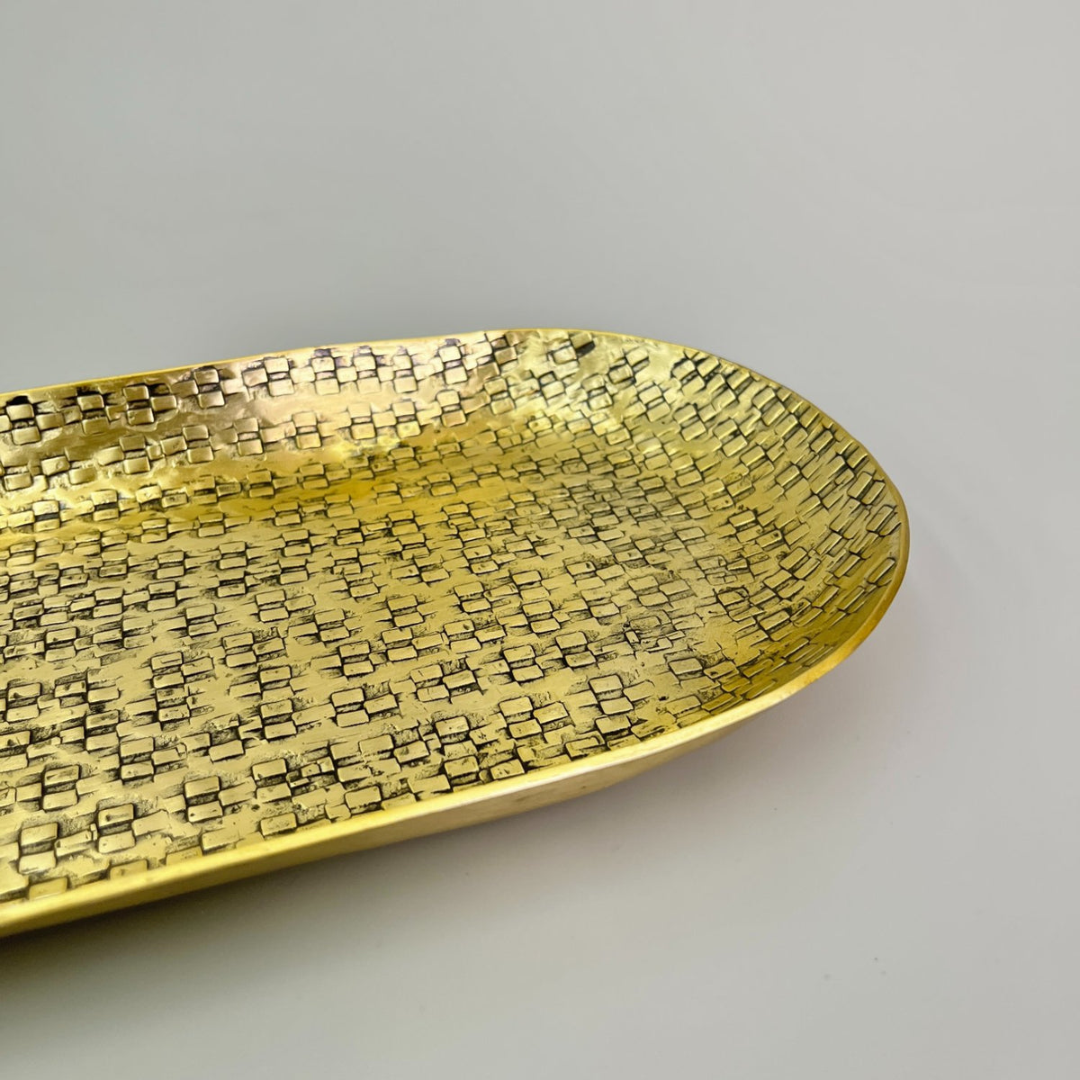 Rect Oval Hammered Platter - Ela Gold – Faaya Gifting